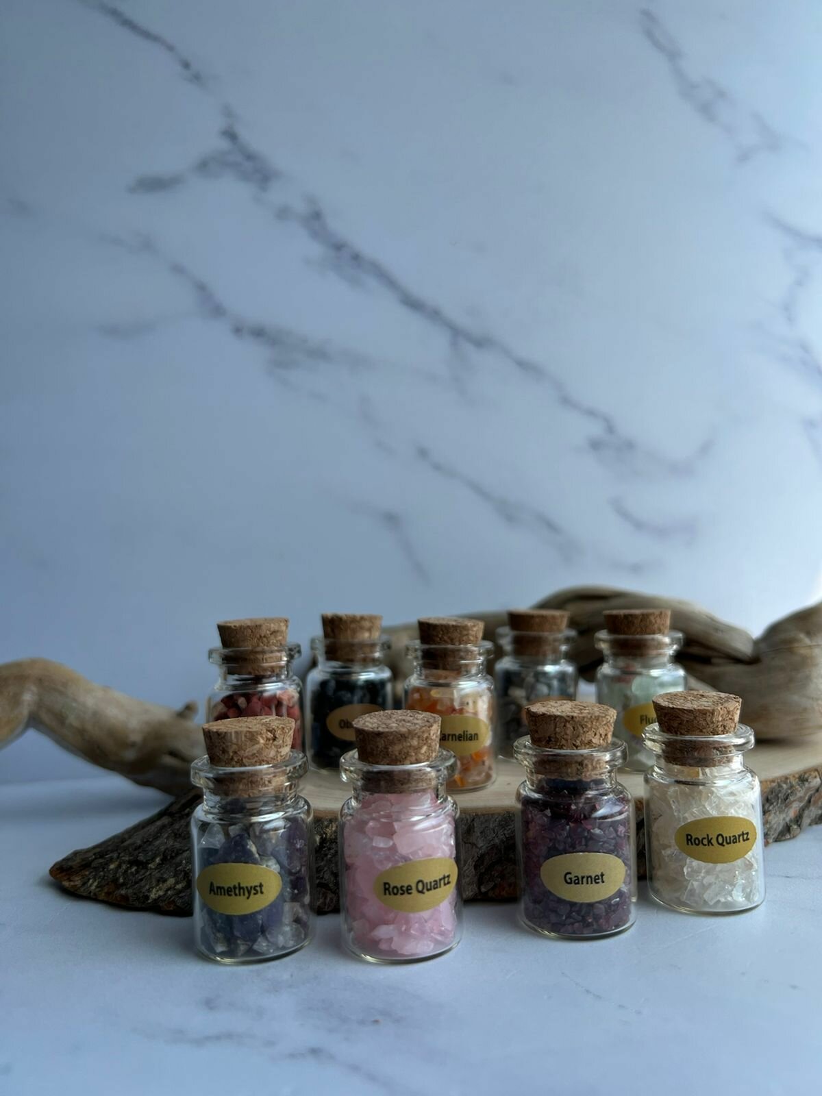 Коллекция натуральных камней, набор минералов в бутылочках (9 шт.)