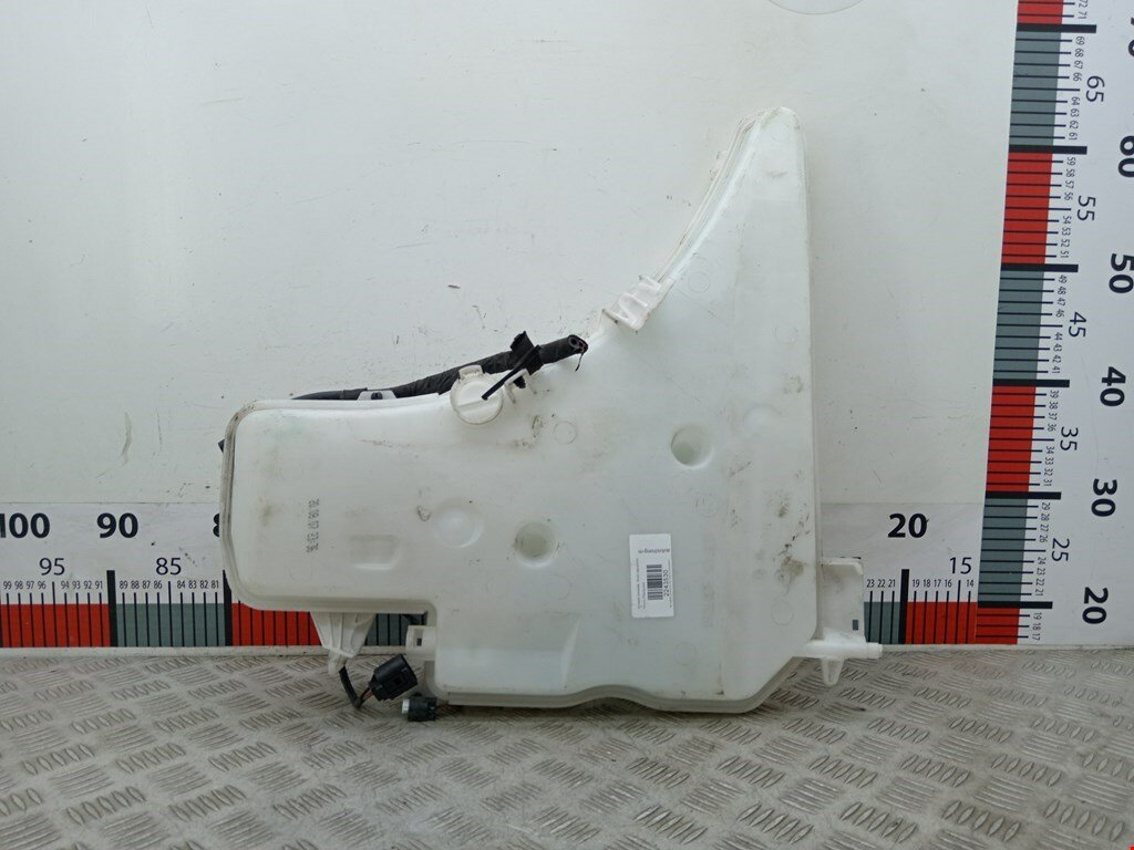 Бачок омывателя BMW 3-Series (E90/E91/E92/E93) 61677157145 арт. 2243530