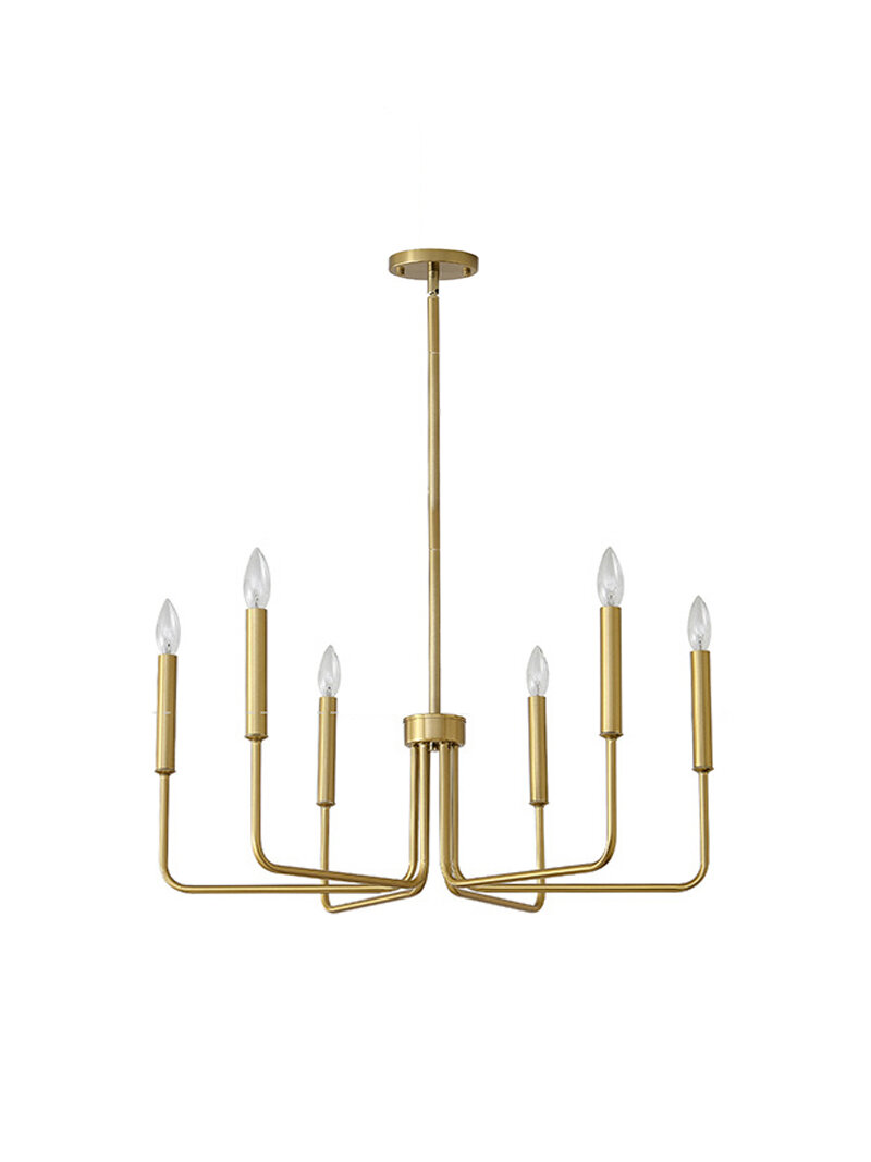 Американский стиль, кованое железо, свечи, люстры.