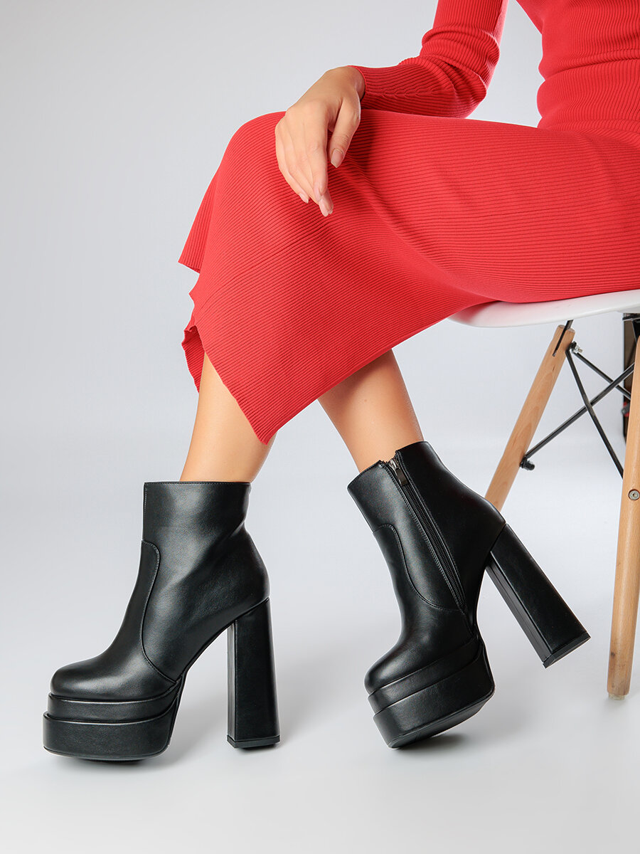 Ботильоны утепленные на высоком каблуке