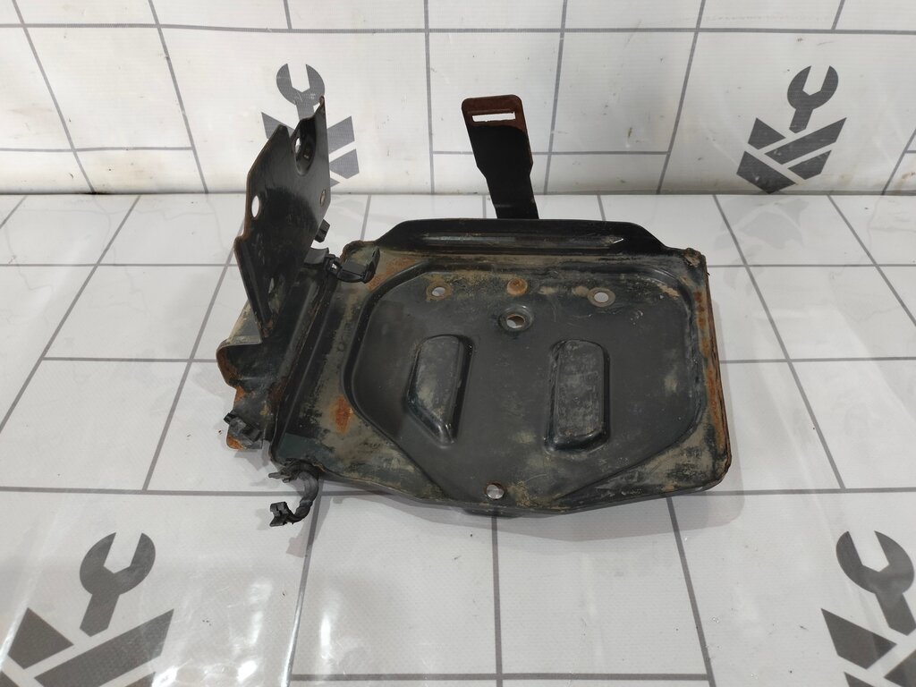 Крепление АКБ (корпус/подставка) Fiat Albea 2003 +