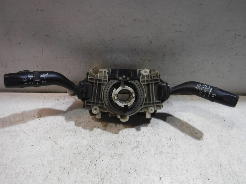Подрулевой переключатель Mazda 6 GG GJ6E661B1A