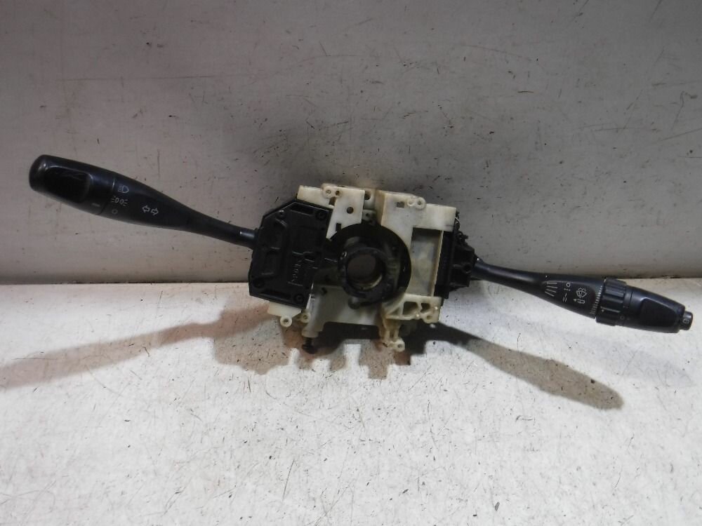Подрулевой переключатель Mitsubishi Carisma MB953700