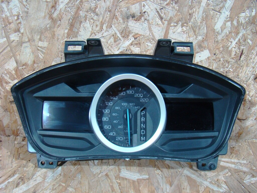 Ford Explorer Панель приборов EB5Z10849HA