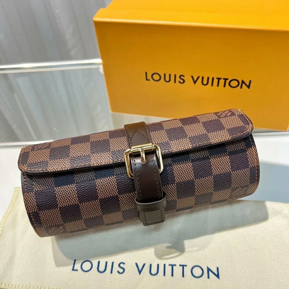 Louis Vuitton Кофр для хранения вещейLouis Vuitton представляет кофр для хранения вещей - стильный