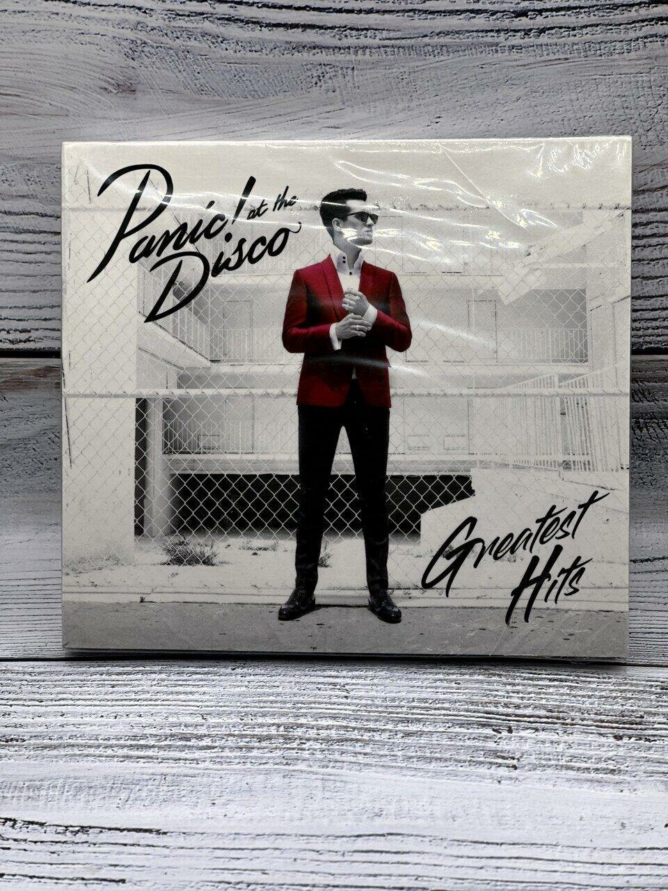 CD Диск с музыкой Panic at the disco Greatest Hits 2 СD