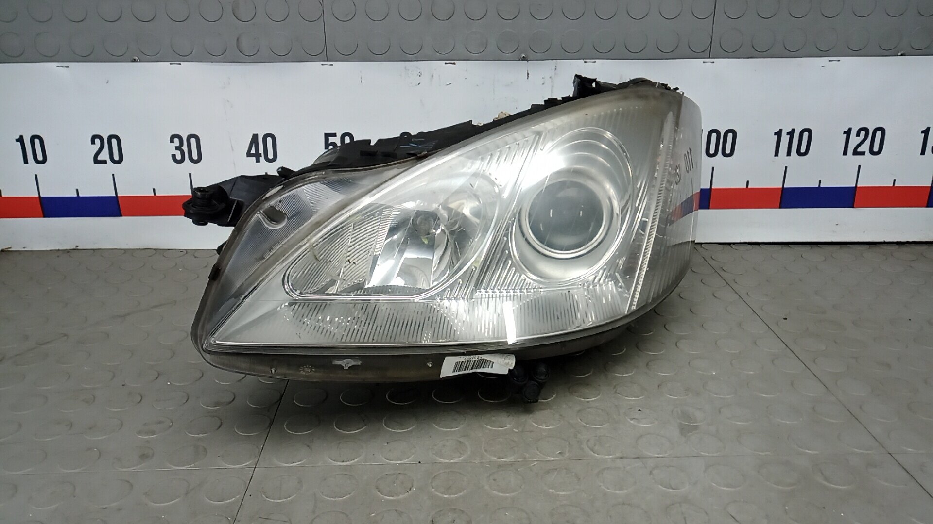 Фара левая MERCEDES BENZ S-CLASS W221