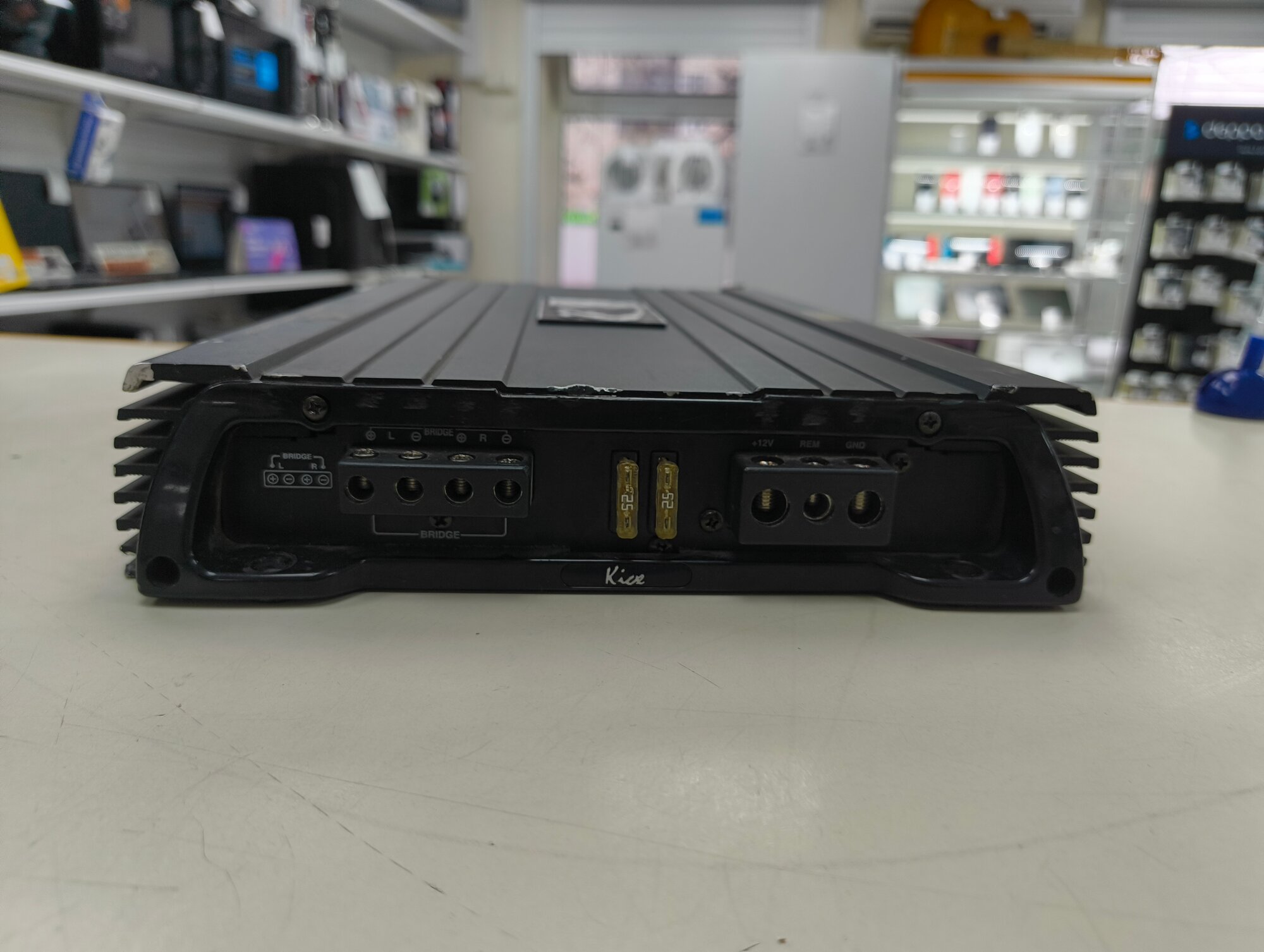 Автомобильный усилитель Kicx KAP-27 Б/У