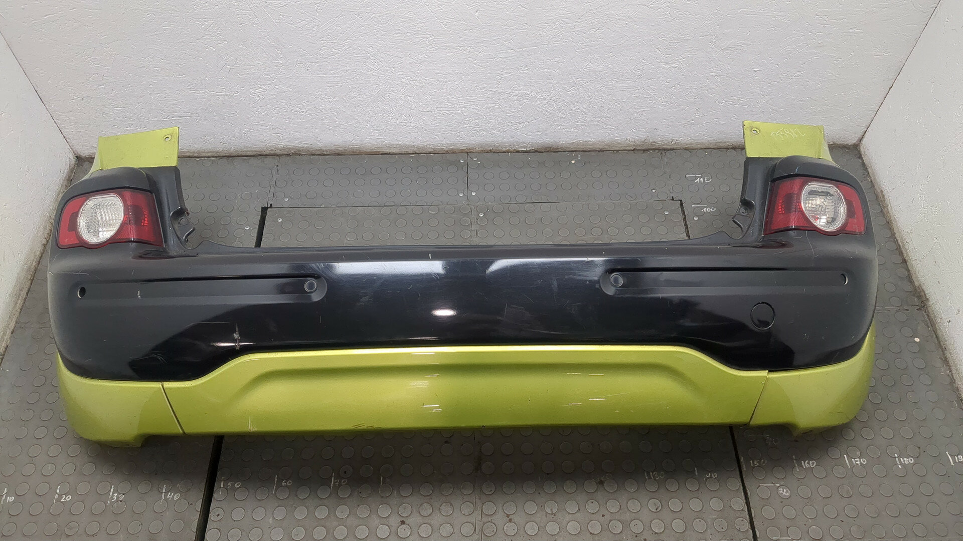 Бампер задний Citroen C3 picasso Б/У