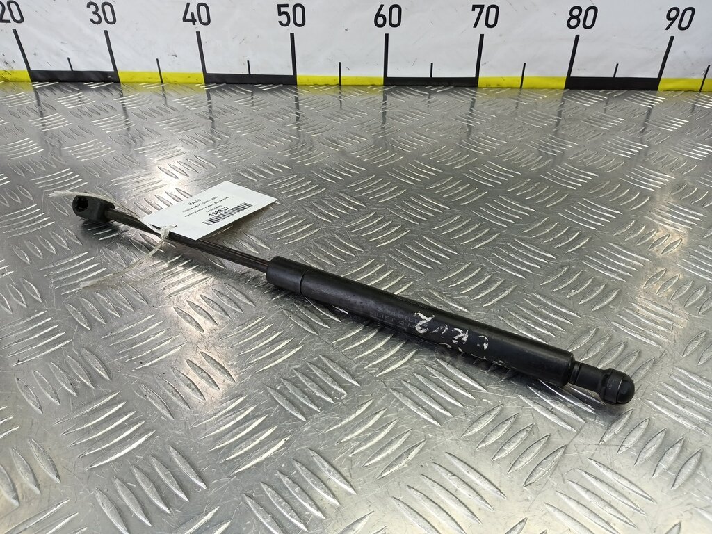 Амортизатор стекла багажника Б/У для HONDA CR-V II (2001—2004) 74820SCA003