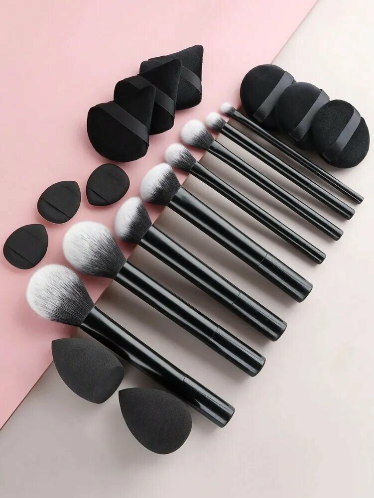 Make Up Mania Кисть косметическая Для бровей и ресниц