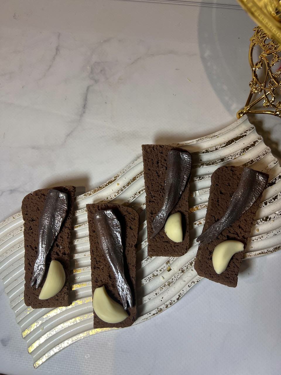 Бутерброды шпроты подарочные, набор из (2 шт), шоколад кондитерский, подарочный, молочный, конфеты ручной работы