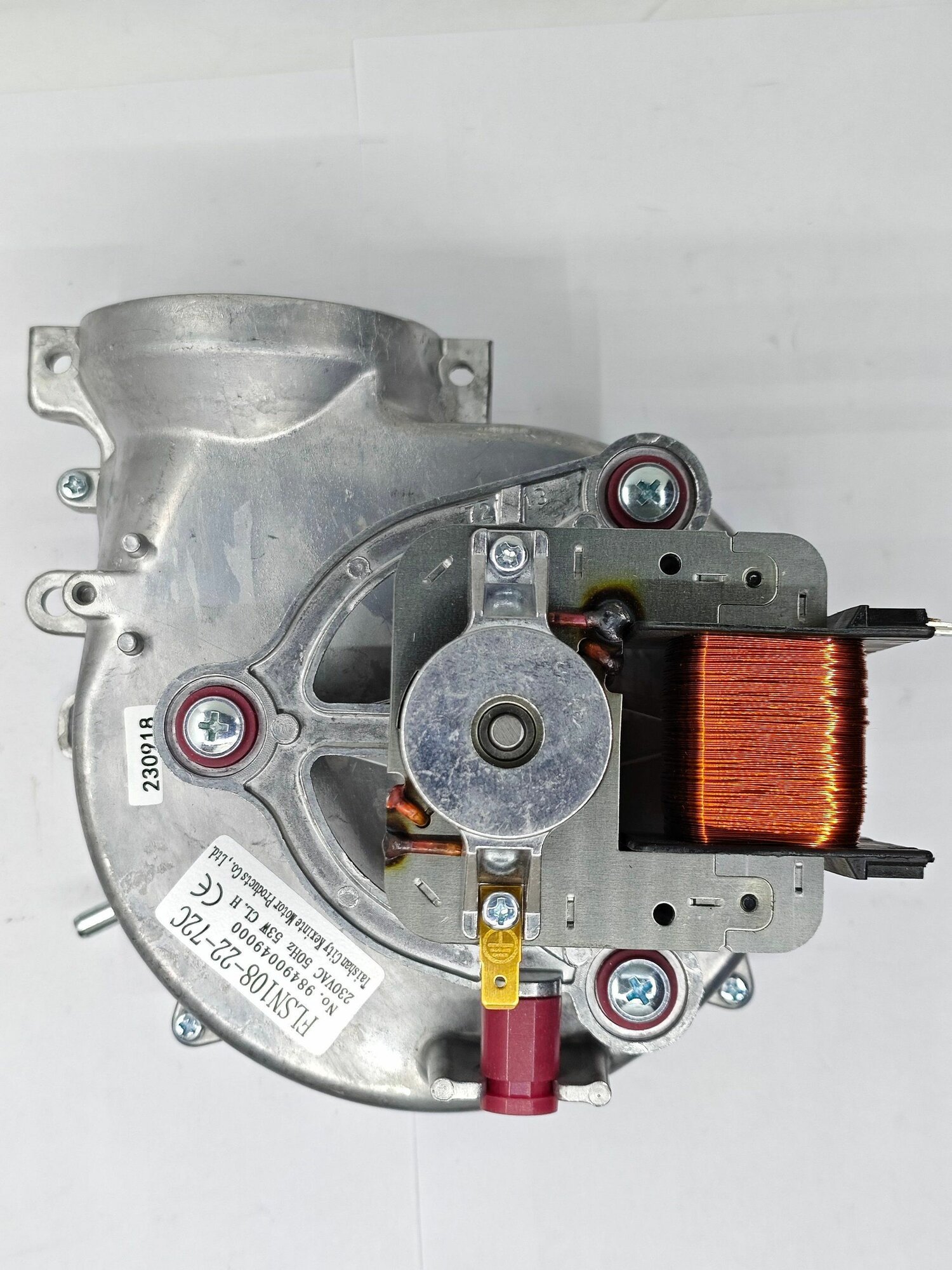 Бестселлер Ariston 53W для вентиляции котлов