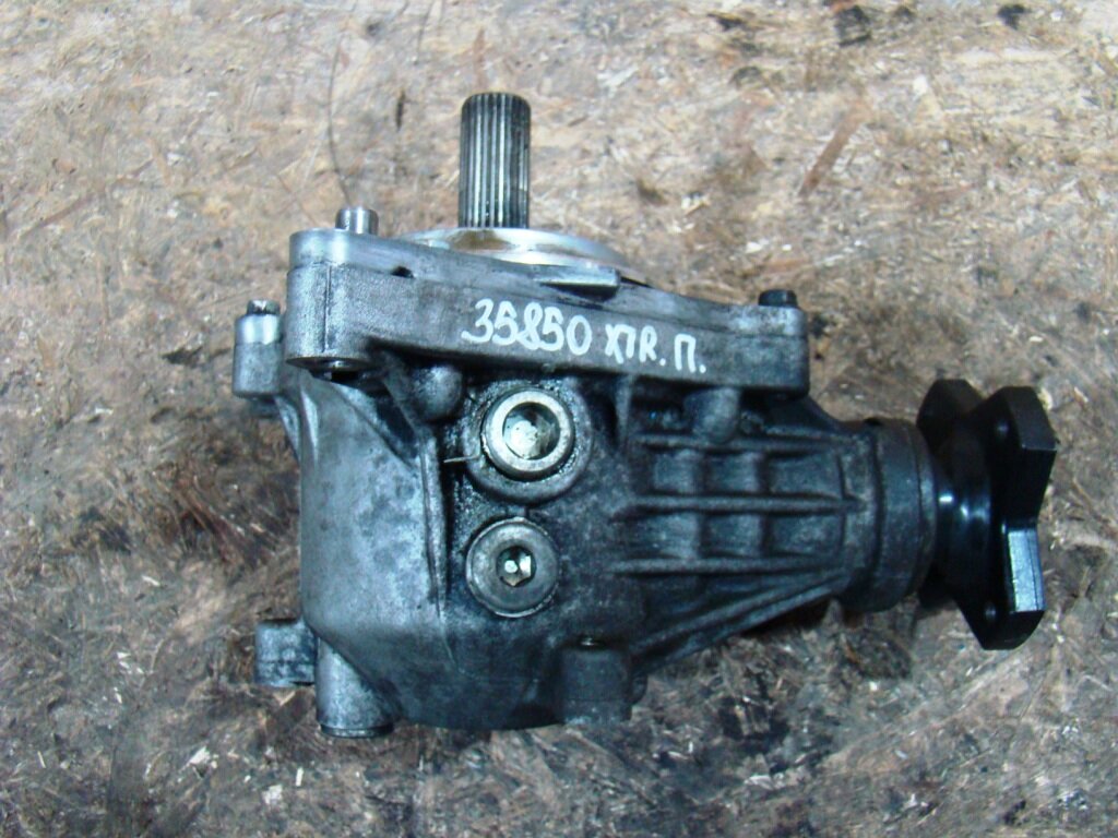 Nissan X-Trail T31 Коробка раздаточная 2.0 TDI M9R МКПП 33100JD600