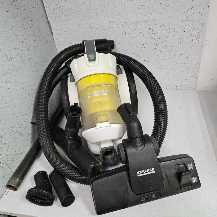 Напольный пылесос KARCHER VC 3 Premium