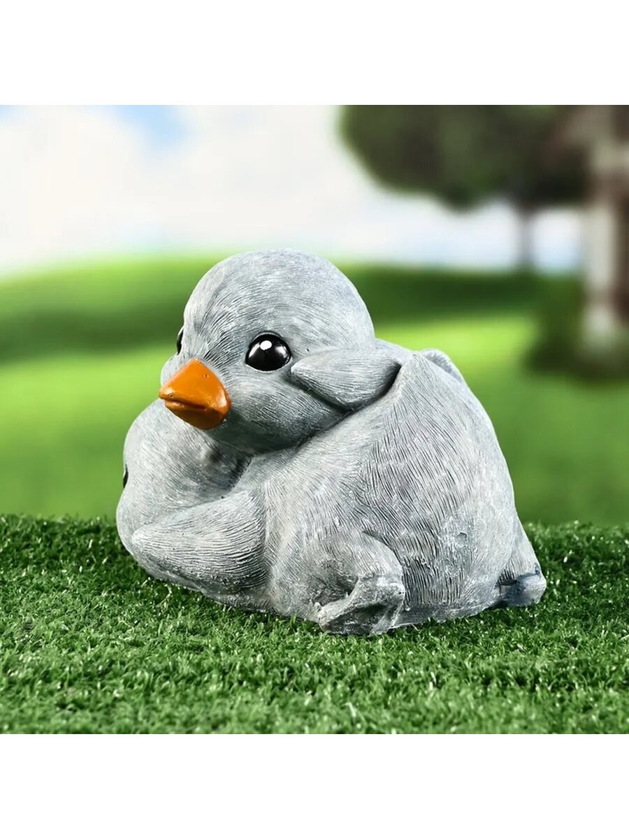 Стильная садовая композиция Гуси для уюта участка