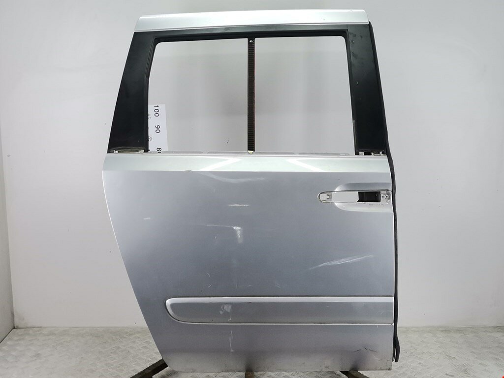Дверь сдвижная правая Kia Carnival (Sedona) 2 (VQ) 770044D030 арт. 2225156