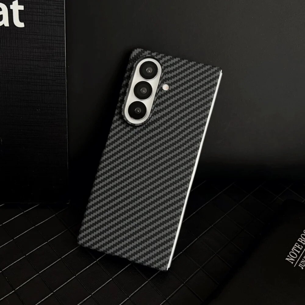 Чехол для Samsung Galaxy Z Fold3 5G, карбон, с пленкой, черный