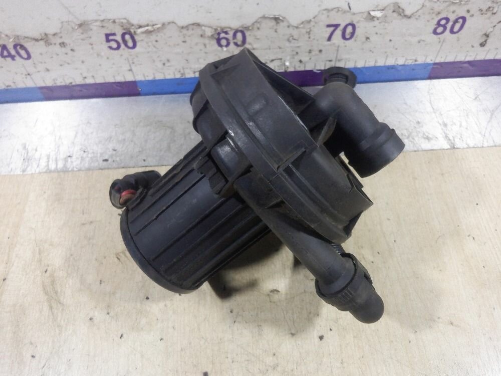 Насос воздушный VW Jetta 5