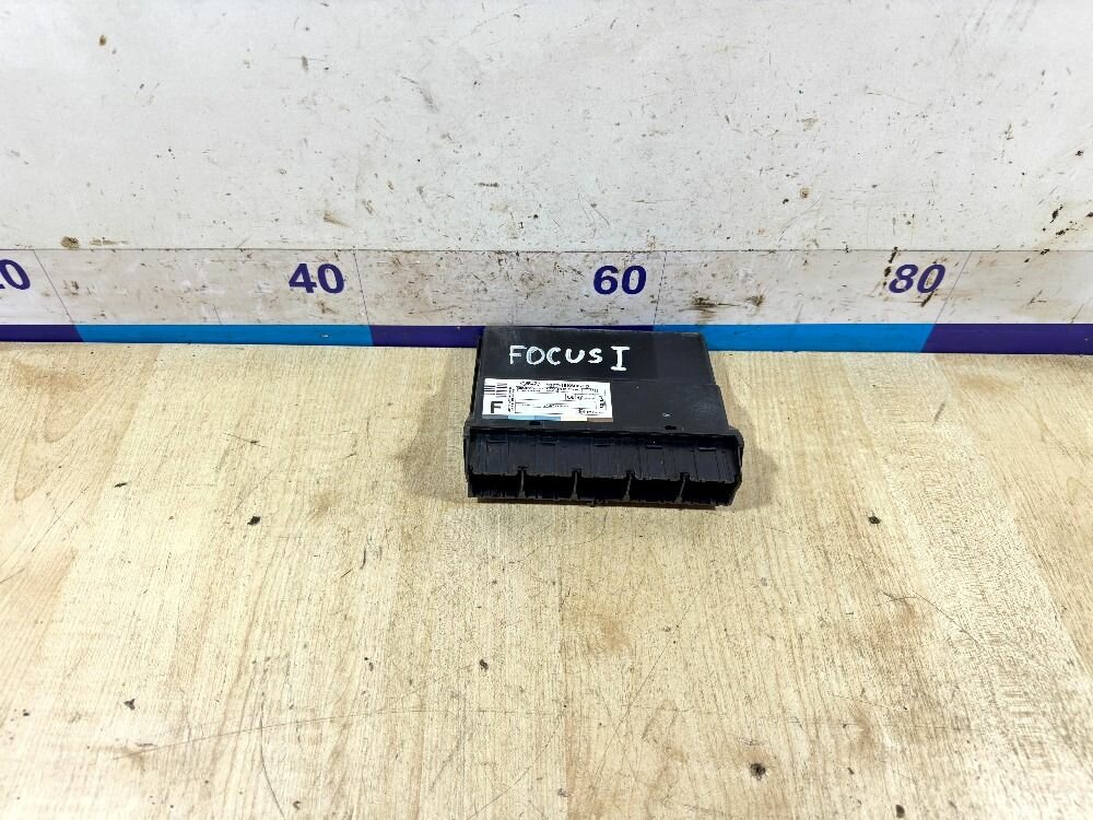 Блок управления центральным замком Ford Focus I 1S7T15K600FD