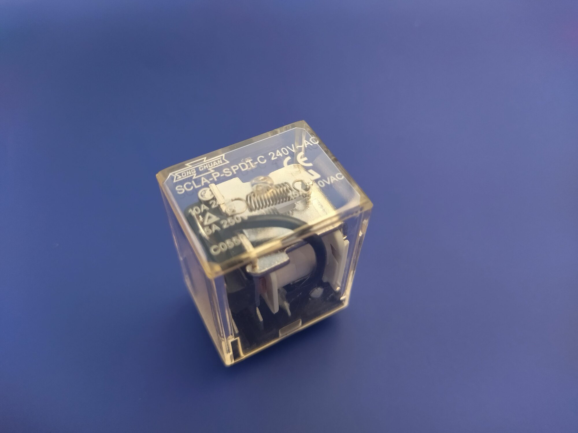 Электромагнитное промежуточное реле в плату SCLA-P-SPDT-C 240VAC SONGCHUAN, SPDT, 15А 240VAC/28VDC, 1.2W