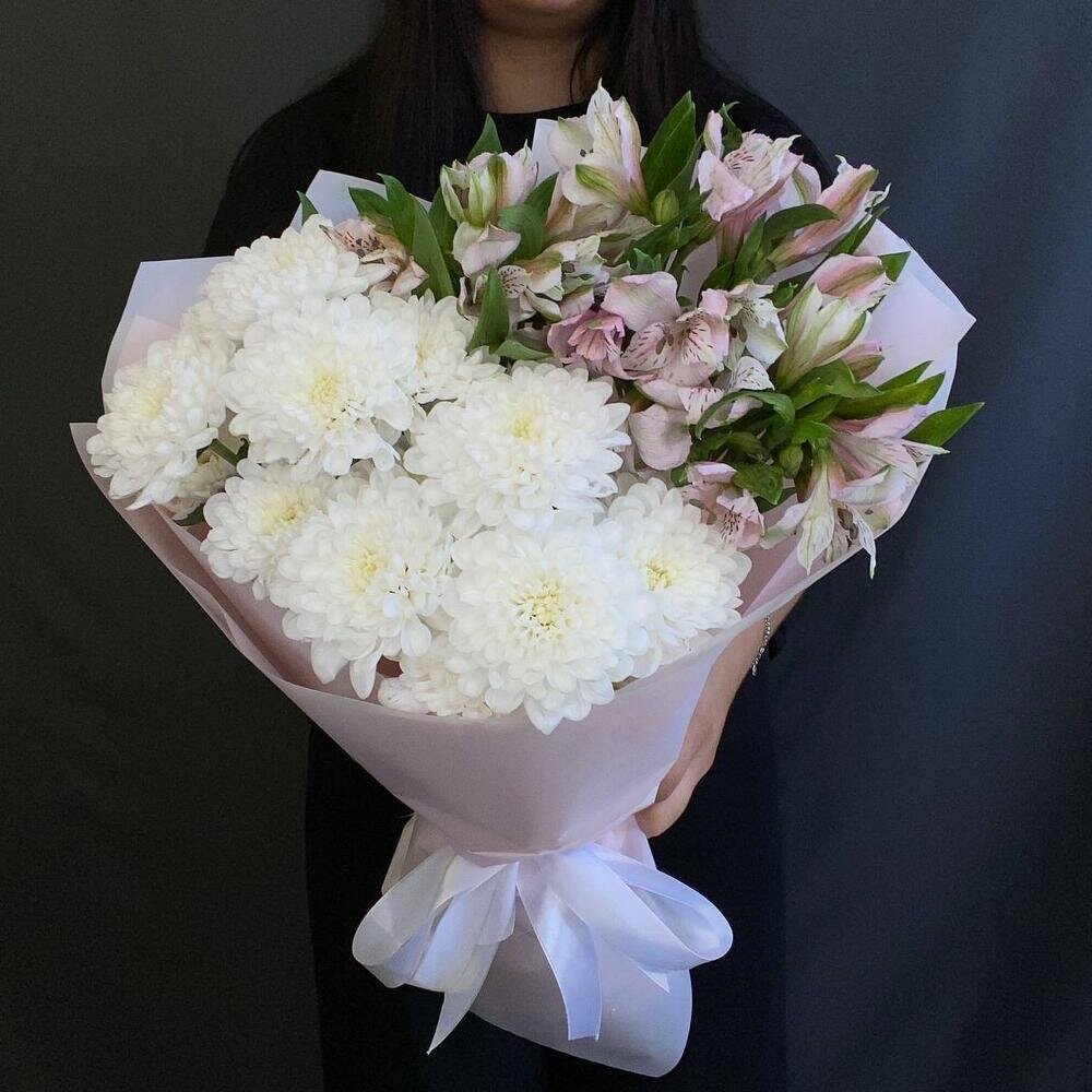 Букет "Шикарный", хризантемы и альстромерии, в корейской упаковке