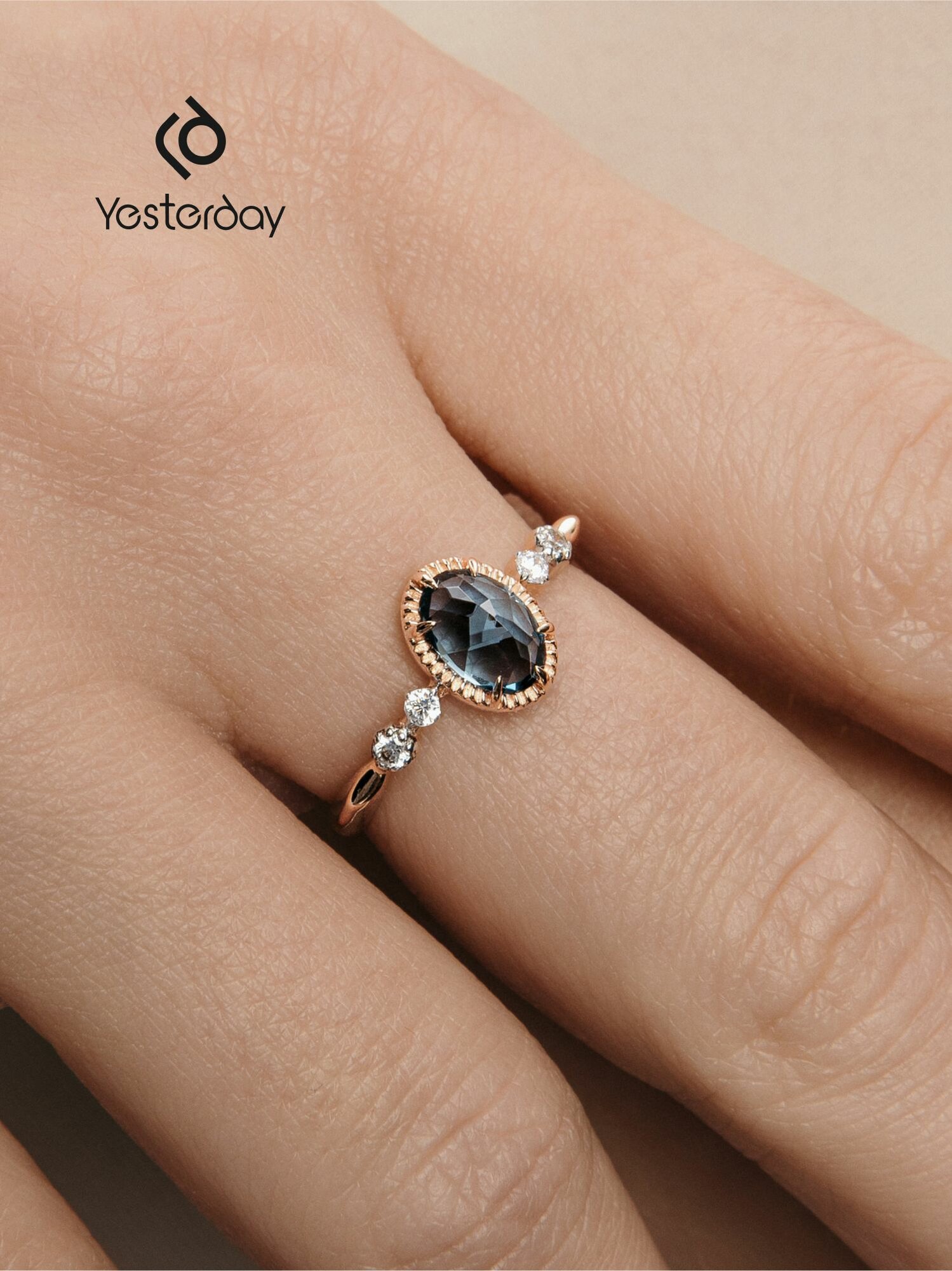 Кольцо, красное золото, 585 проба, Лондон топаз, фианит