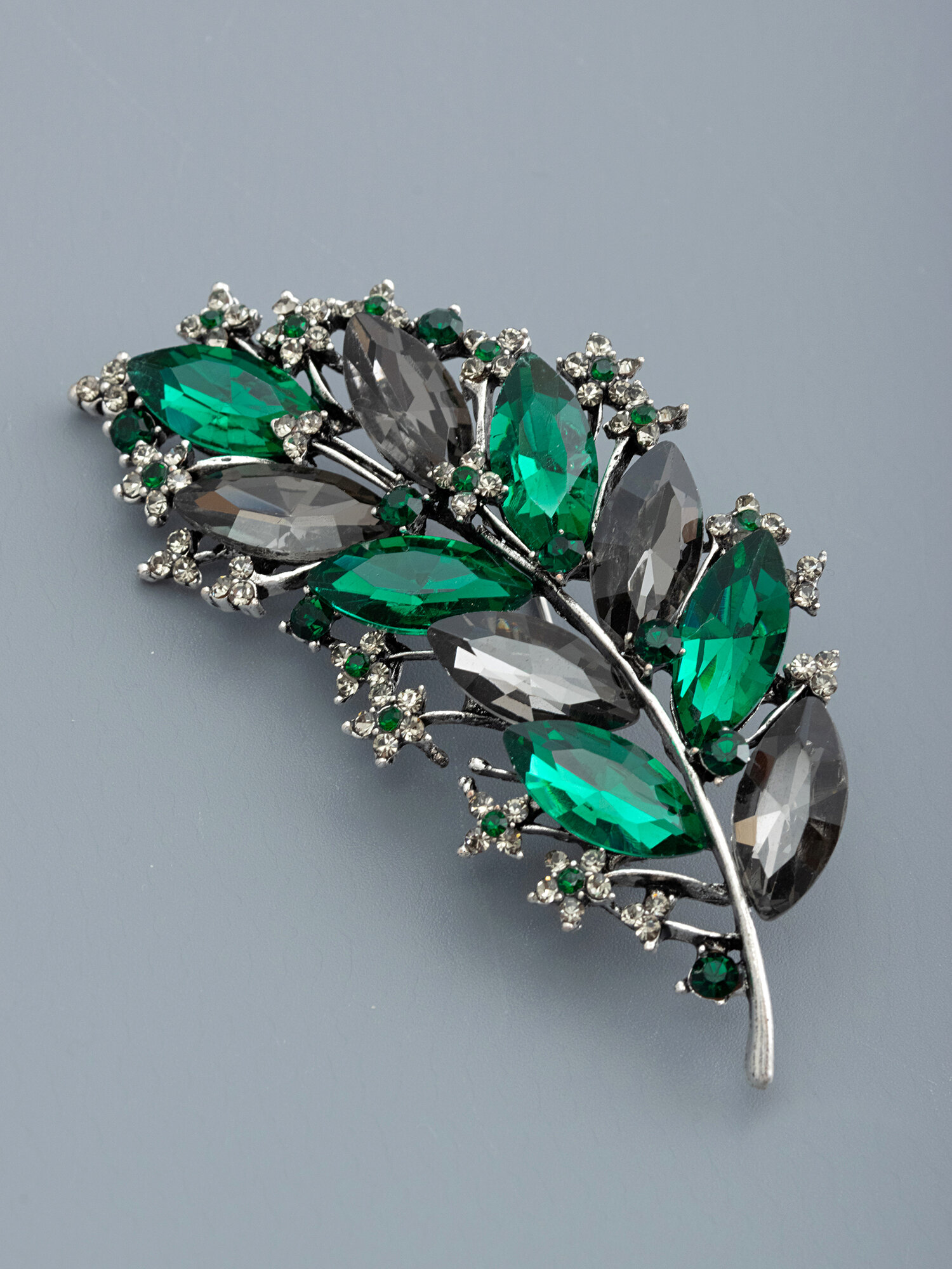 Брошь, кристалл