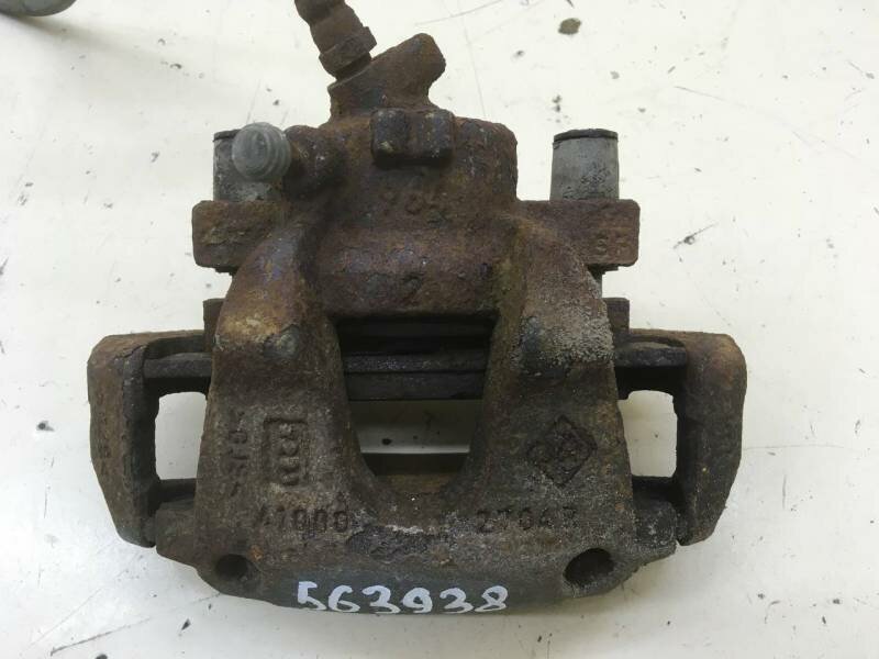 Суппорт передний правый Renault Sandero Stepway 5S 2014-2022