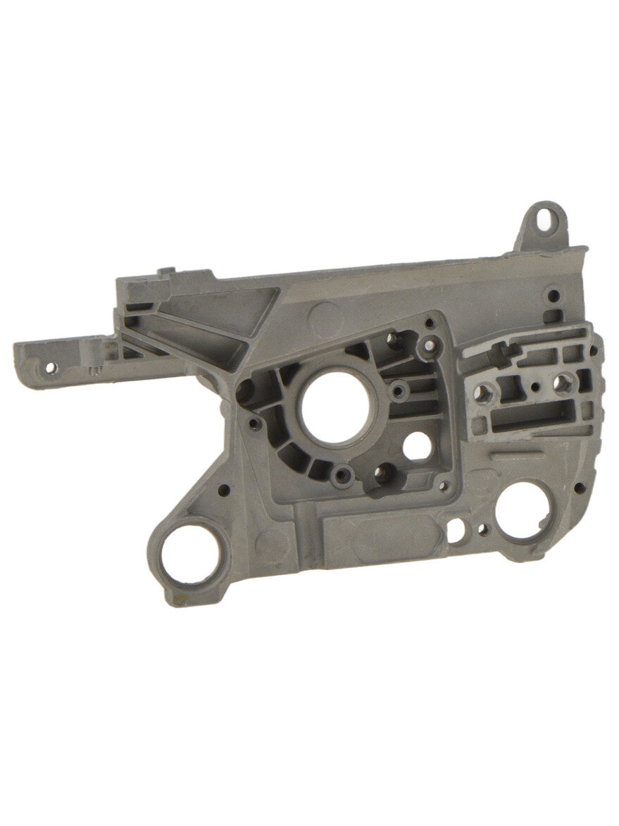 Картер правая половина (пустой после 2020г) для бензопилы CHAMPION 251