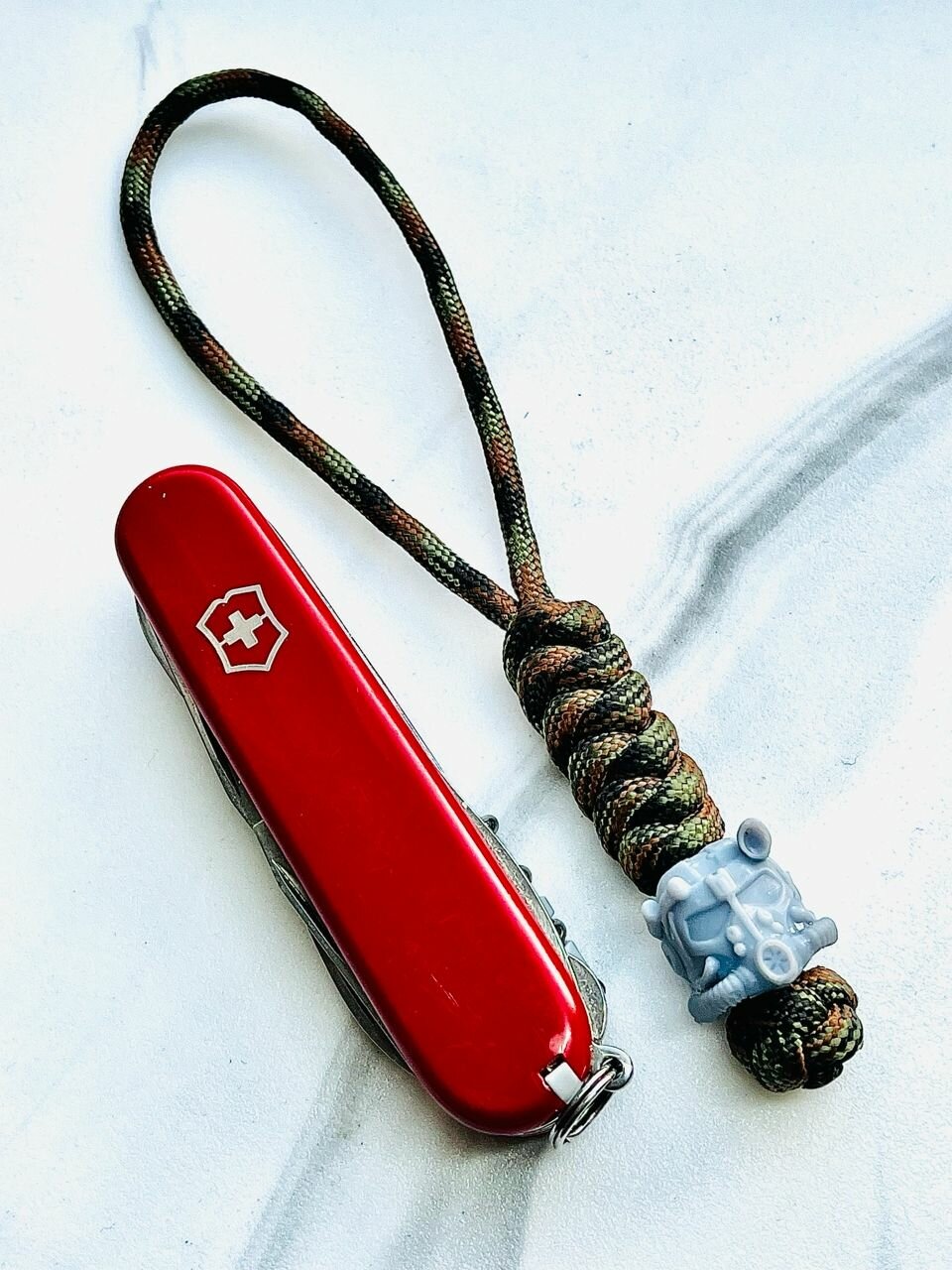 Темляк брелок для ножа "Fallout Т-60"