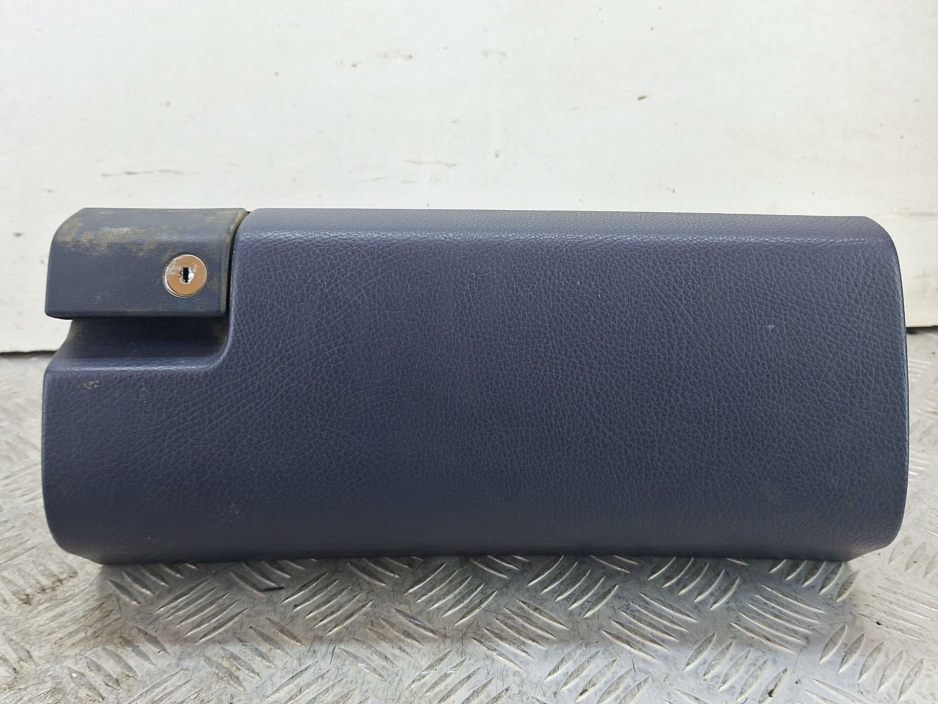 Бардачок Mercedes-Benz E W210 рест. 2002 A2106890791