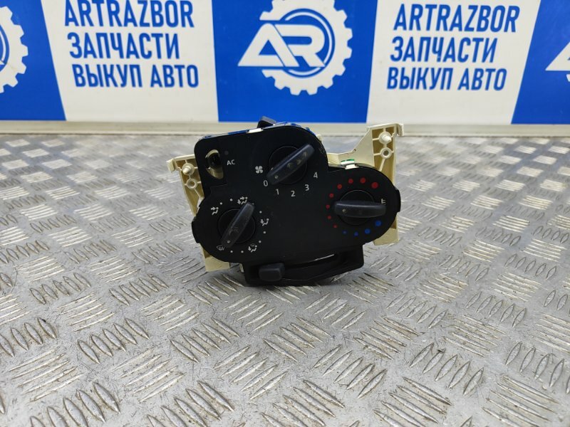Б/У Блок управления печкой Renault Logan 1 / Рено Логан 1 1.4 K7JA710 75 Л.С 2007