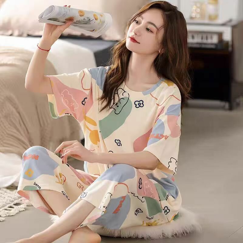 Женский комплект одежды для дома с рисунком из мультфильма "Весенние и осенние" с короткими рукавами, укороченными брюками и круглыми завязками, размер:2XL