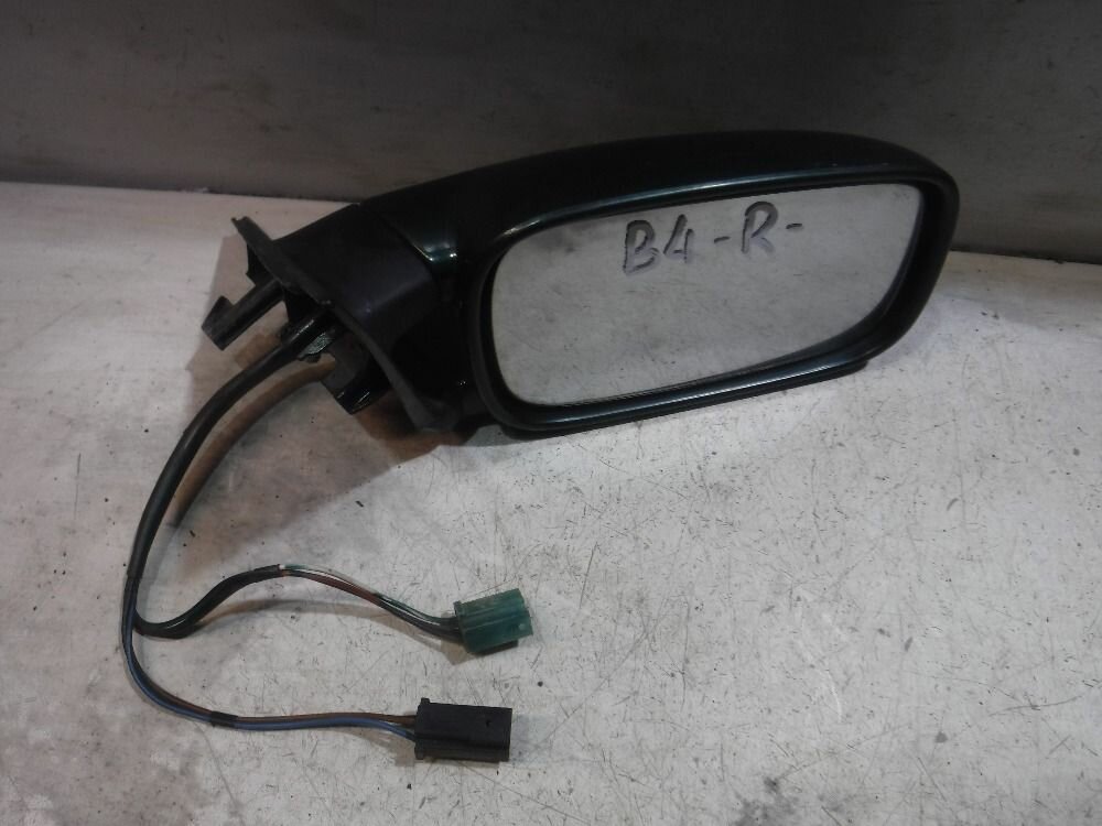 Зеркало правое VW Passat B4