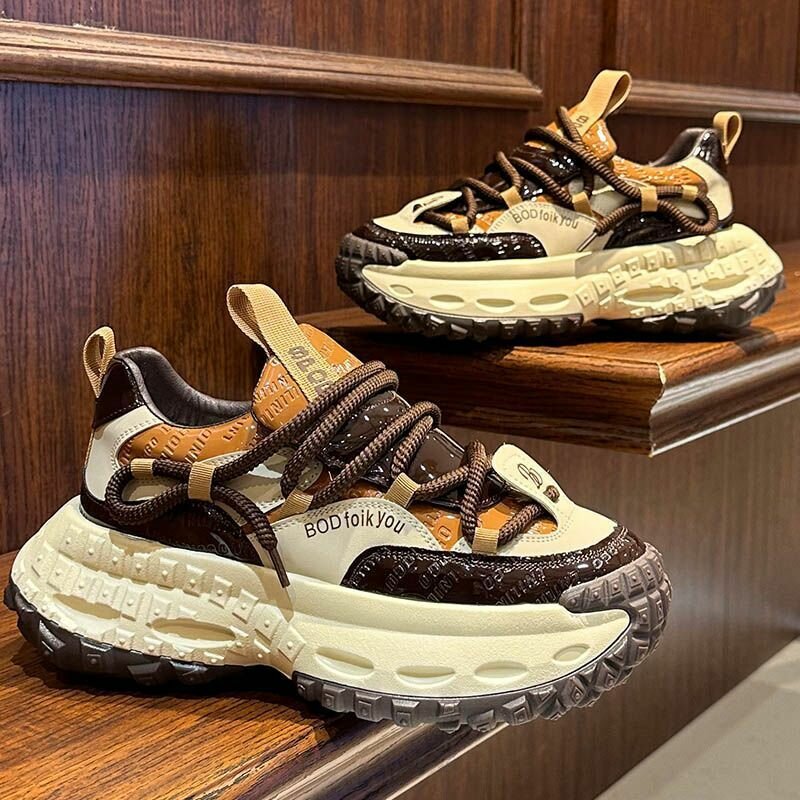 Новые мужские кроссовки в корейском стиле на массивной платформе, дышащие и универсальные, модные кроссовки, увеличивающие рост, с подошвой в виде шины, стильный и высококачественный вид.