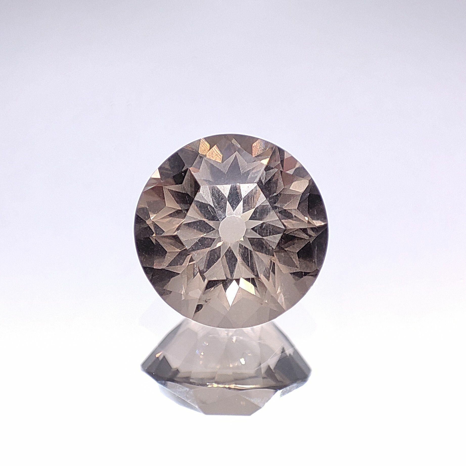 Дымчатый Кварц круг 4.01 ct. Бразилия + гемм. заключение. 100% природный камень, без облагораживания.