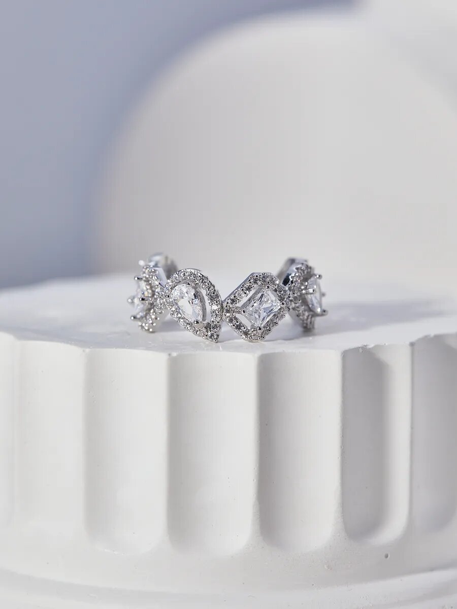 Кольцо, фианит, циркон, кристалл