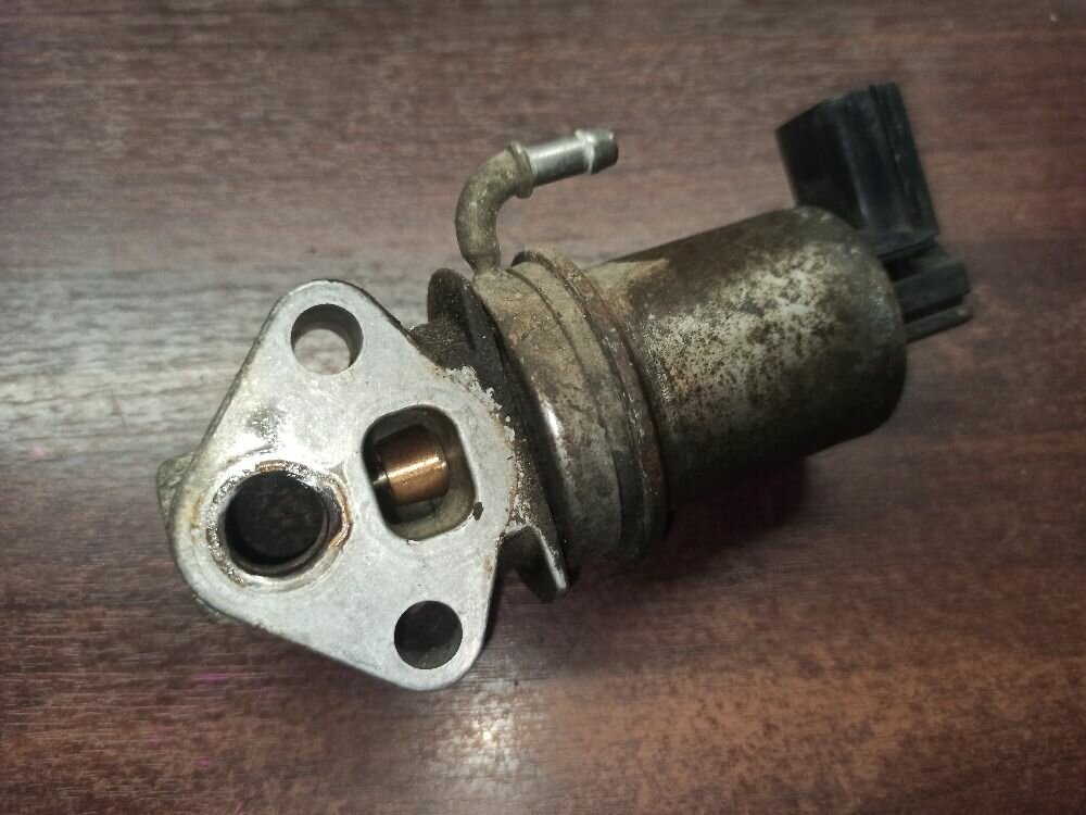 Клапан EGR Volkswagen Golf 1.6 06A131501F