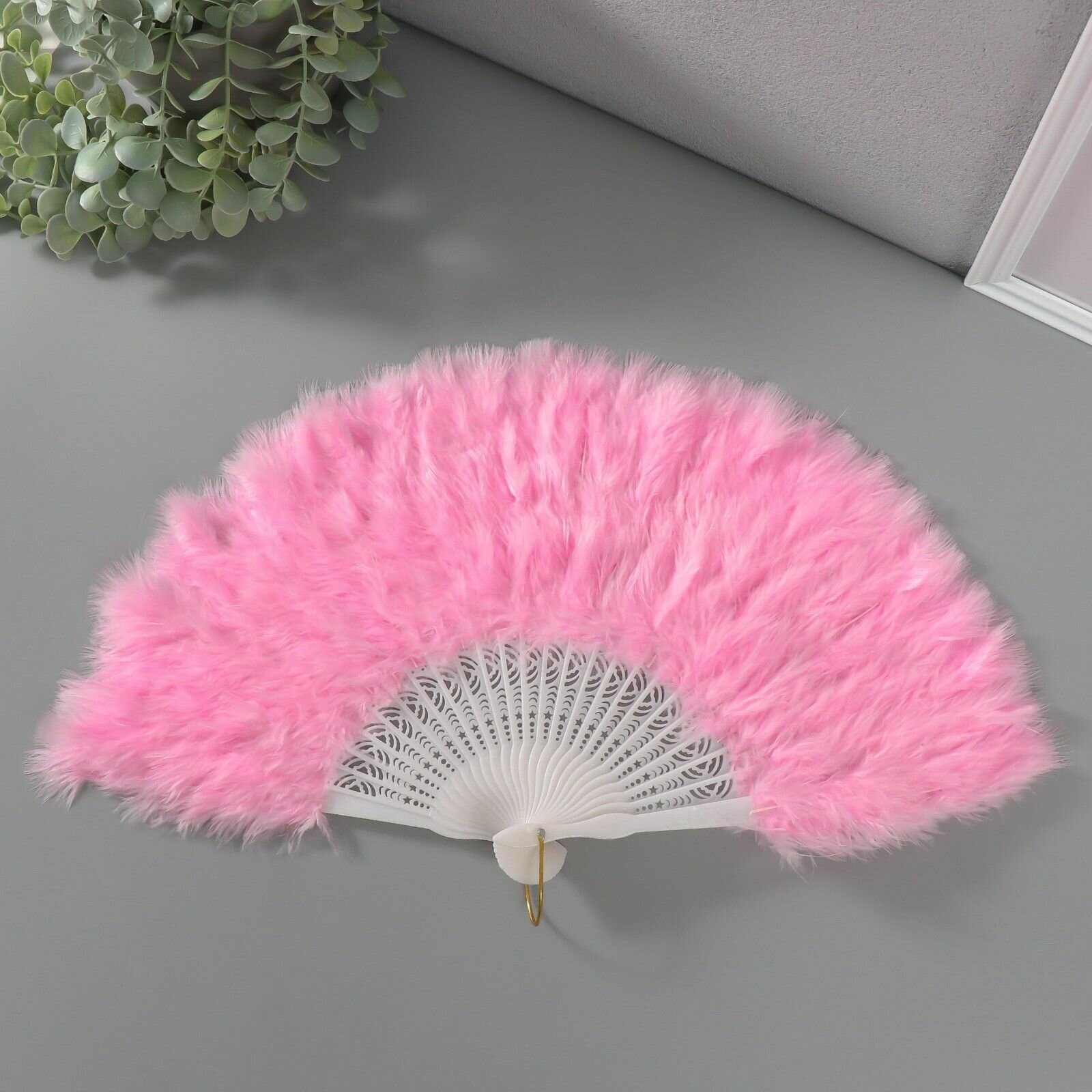 Веер пушистый Розовый h 26 см 25 лопастей