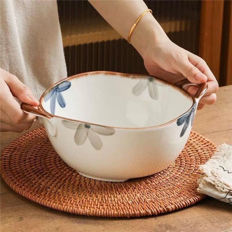 Миска для супа с темно-синим цветком и двумя ручками / Керамическая салатница с винтажной ручкой 1700мл