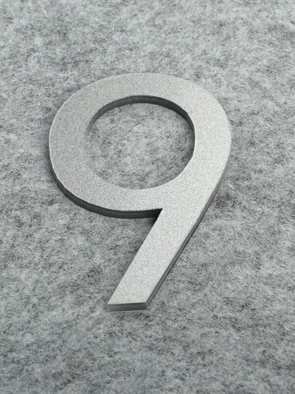 Цифра на дверь квартиры 9 Серебряный 7см