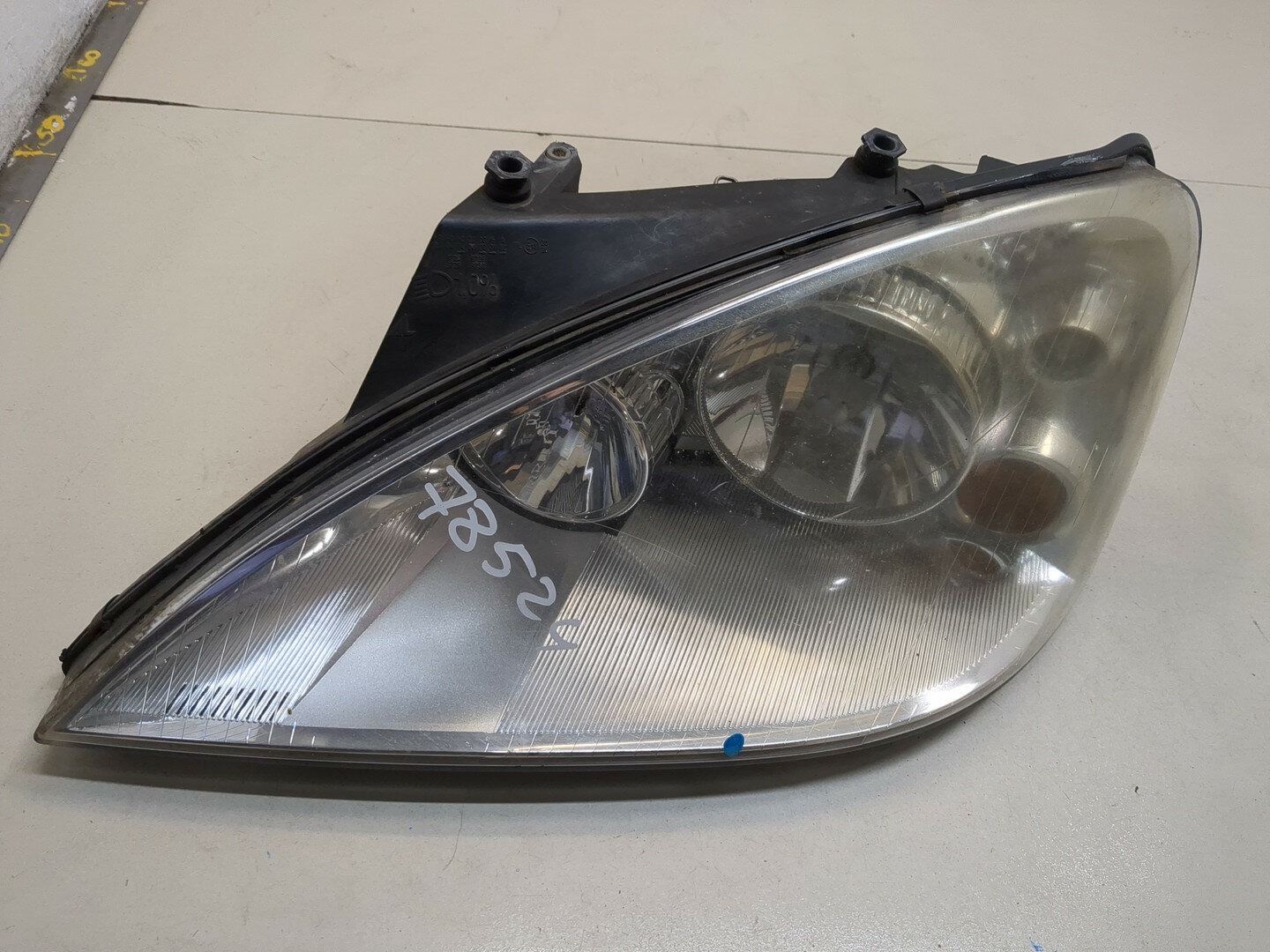 Фара (передняя) левая Ford Galaxy Б/У