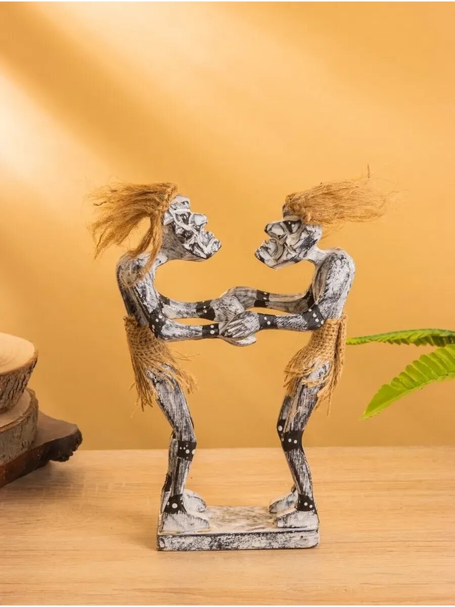 Деревянный сувенир с аборигенами для интерьера