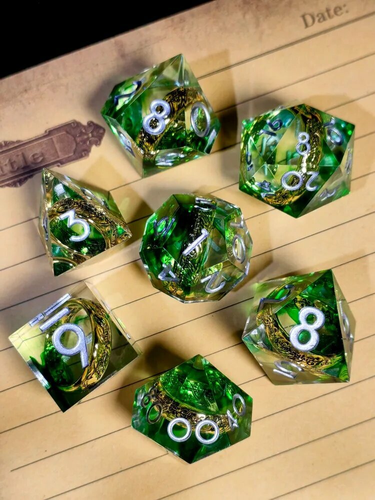Набор кубики днд с кольцом внутри, дайсы для настольных игр, Кости игральные для Dungeons & Dragons, смола, светло-зеленые с серебром, dnd кубики, дайсы днд