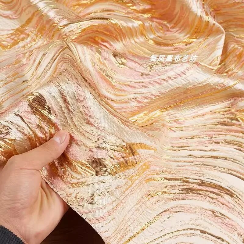 Лисвеик золотая парча 100% полиэстер 1 м 2 light pink