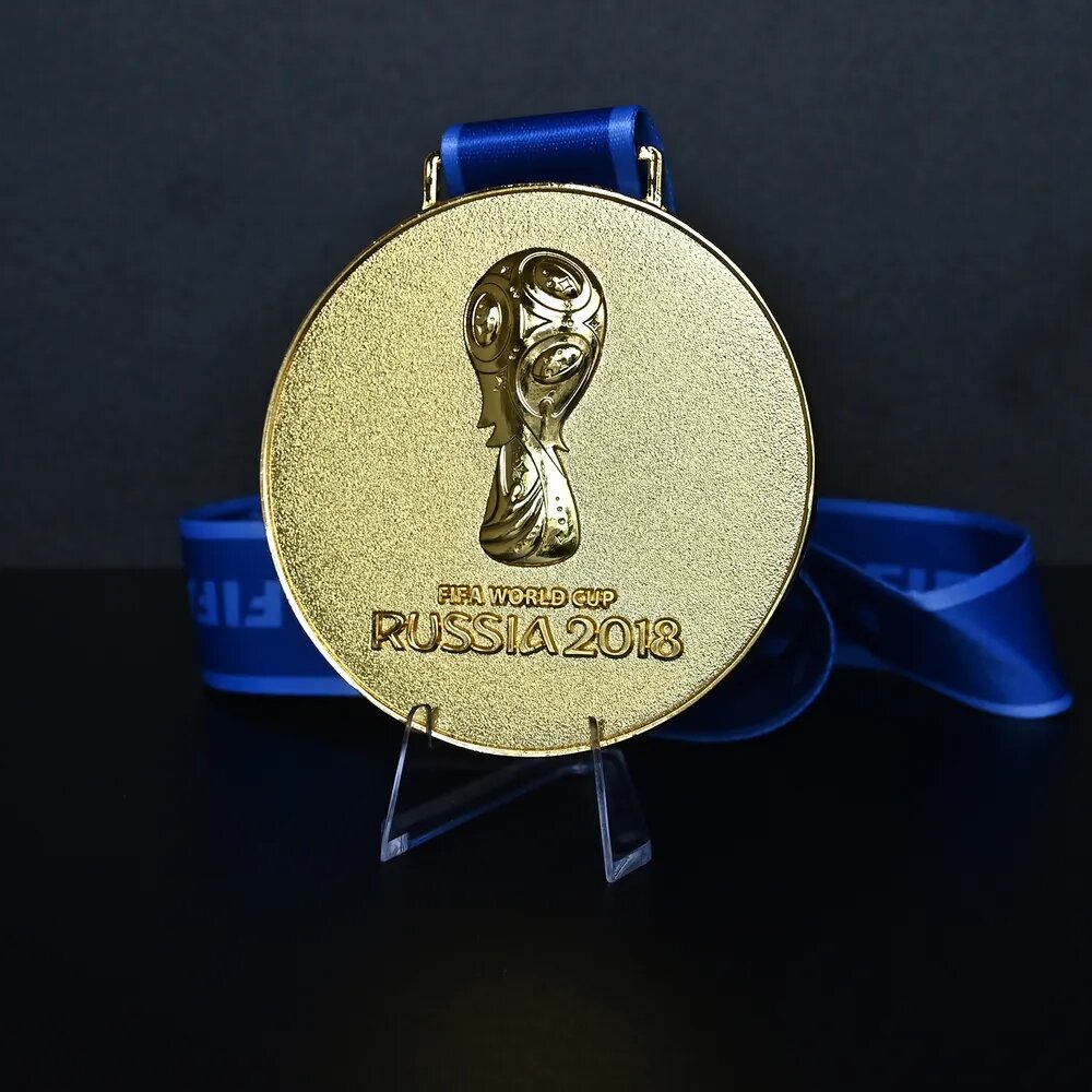 Mедали победителя Чемпионата мира по футболу ЧМ-2018 RUSSIA Россия
