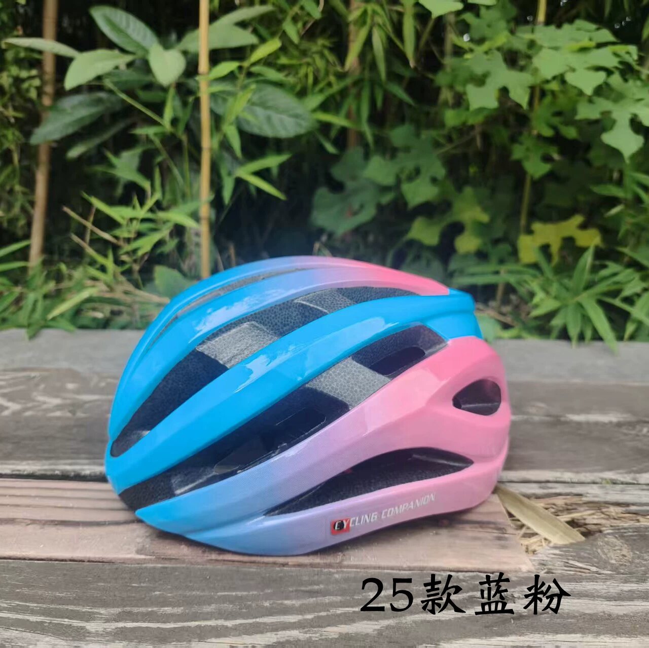 CYCLINGCOMPANION экспортирует в Нидерланды, где имеются крупные заводы, производящие его удивительные металлические