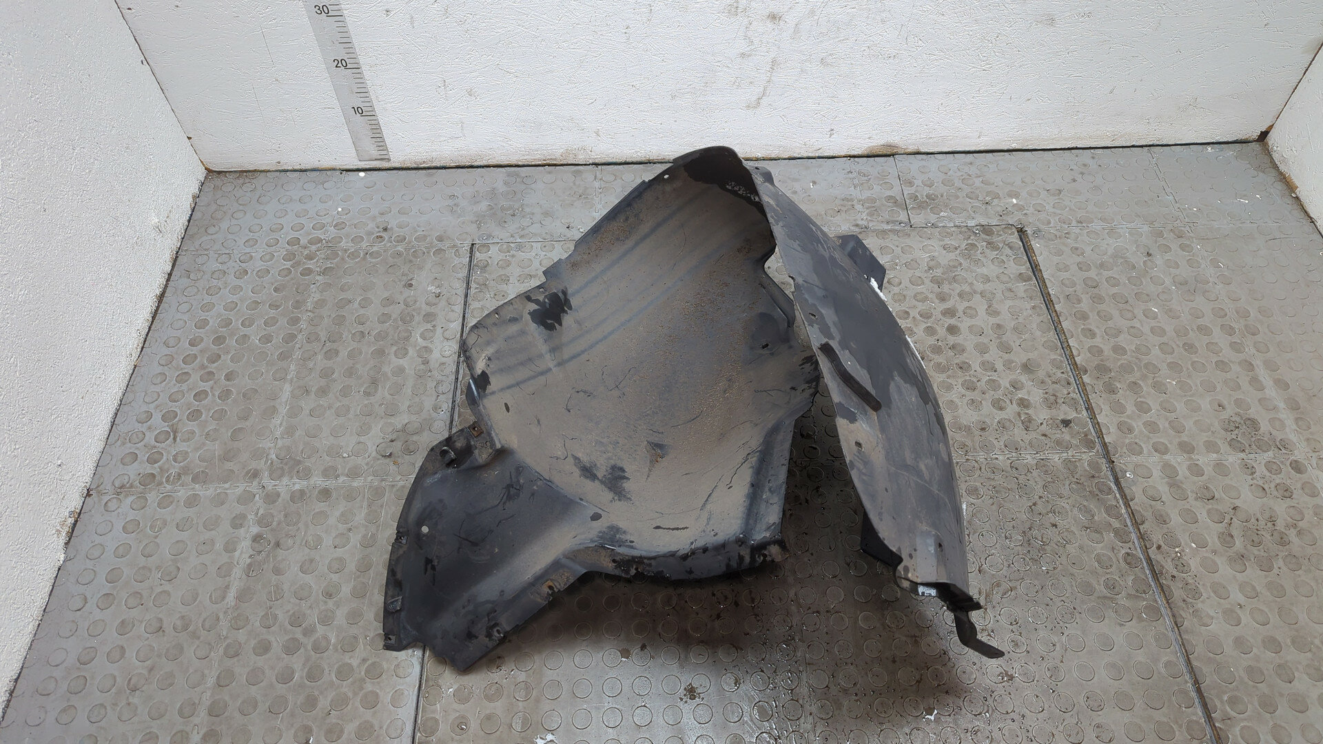 Защита арок (подкрылок) левая передняя Skoda Yeti Б/У