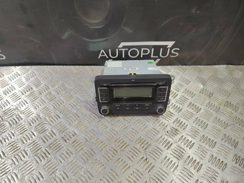 Штатная магнитола Volkswagen Polo 5 2009-2015 (1.6) Б/У с пробегом